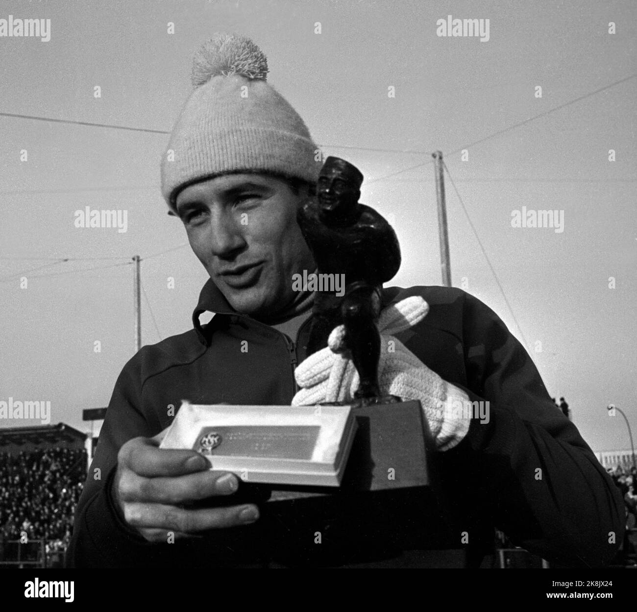 Oslo 19671210 the dutch kees verkerk with the oscar statue hi-res stock ...