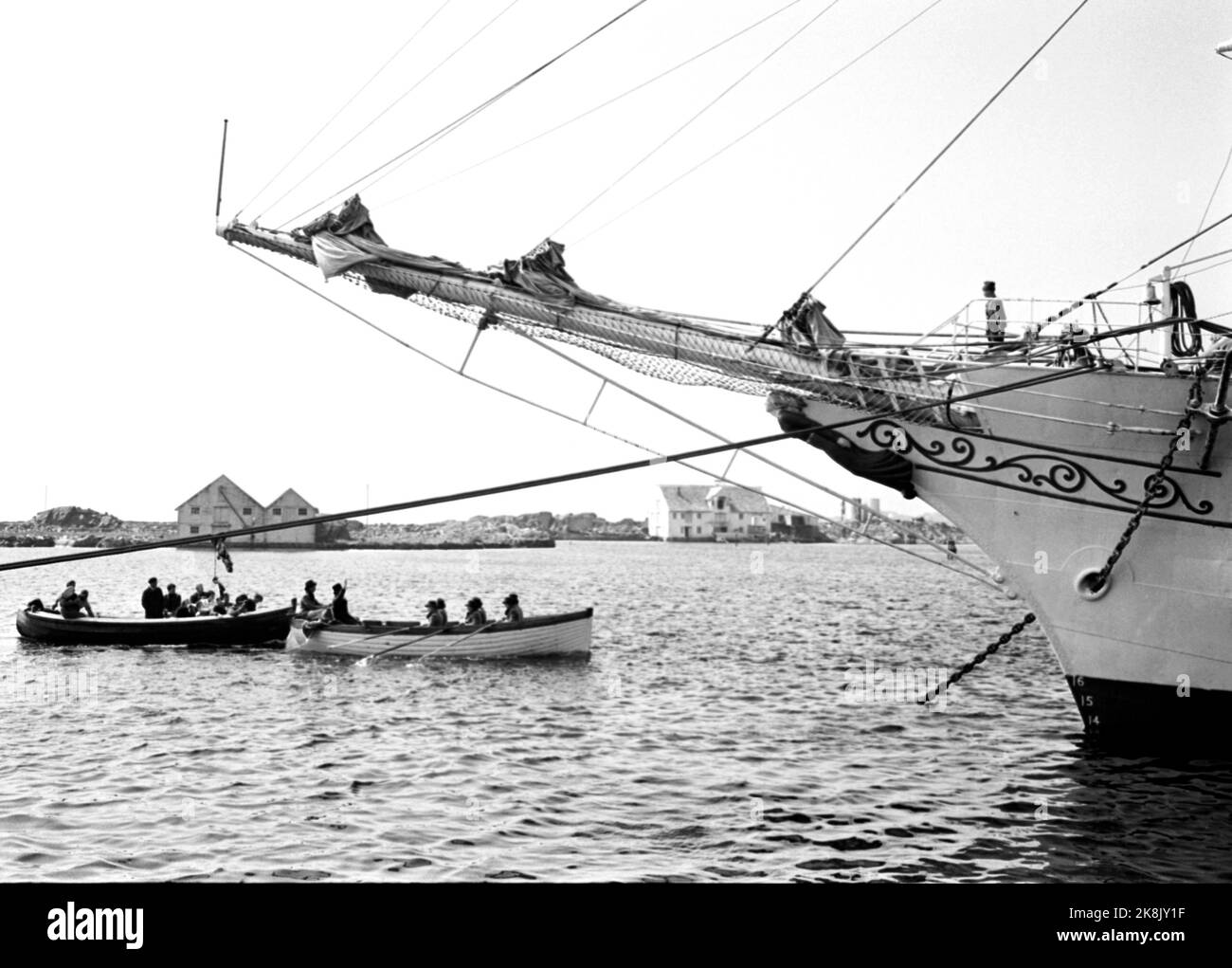 Skipper worse hi-res stock photography and images - Alamy