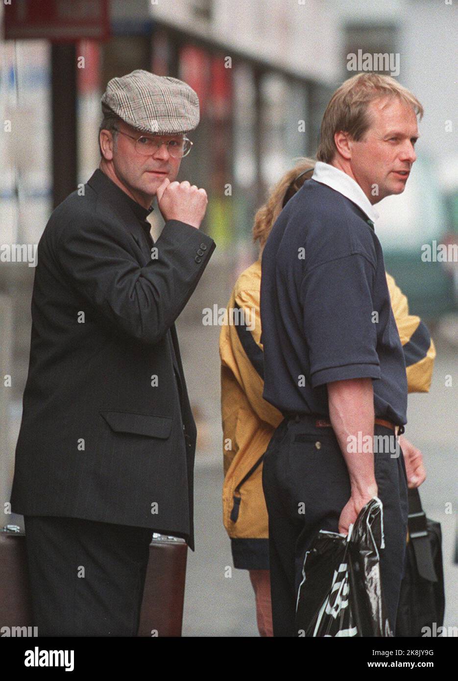 Oslo. CHURCH: The parish priests Olav Berg Lyngmo (TV) and Arne Thorsen ...