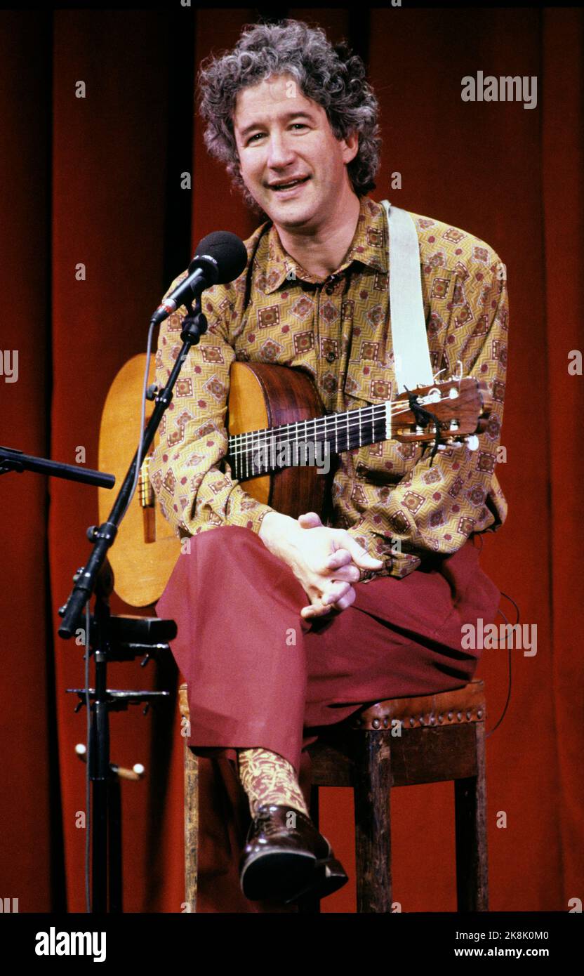 Oslo19910503 Artist Eddie Skoller performs at Chat Noir. Photo: Odd ...