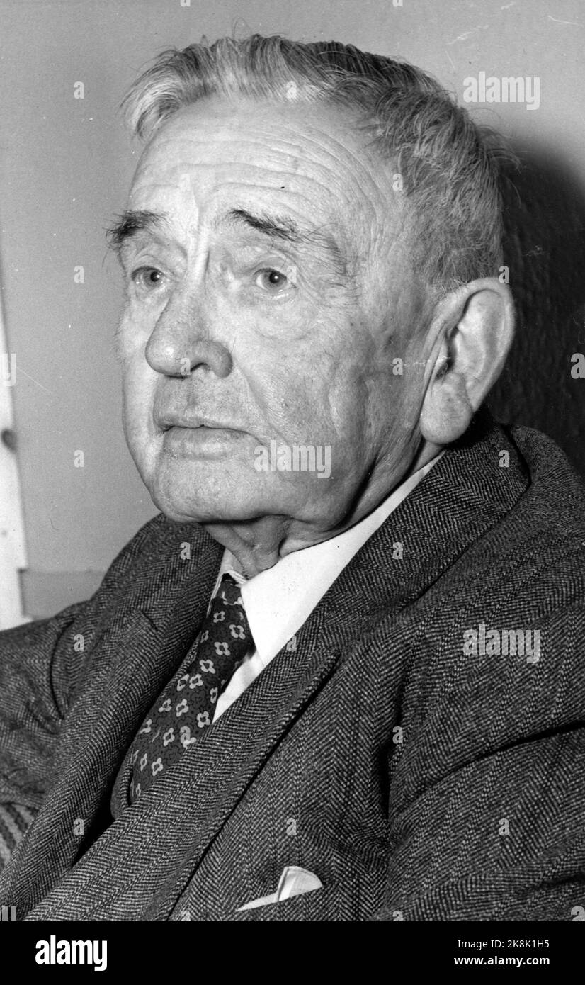 19501205 Black and White Stock Photos & Images - Alamy