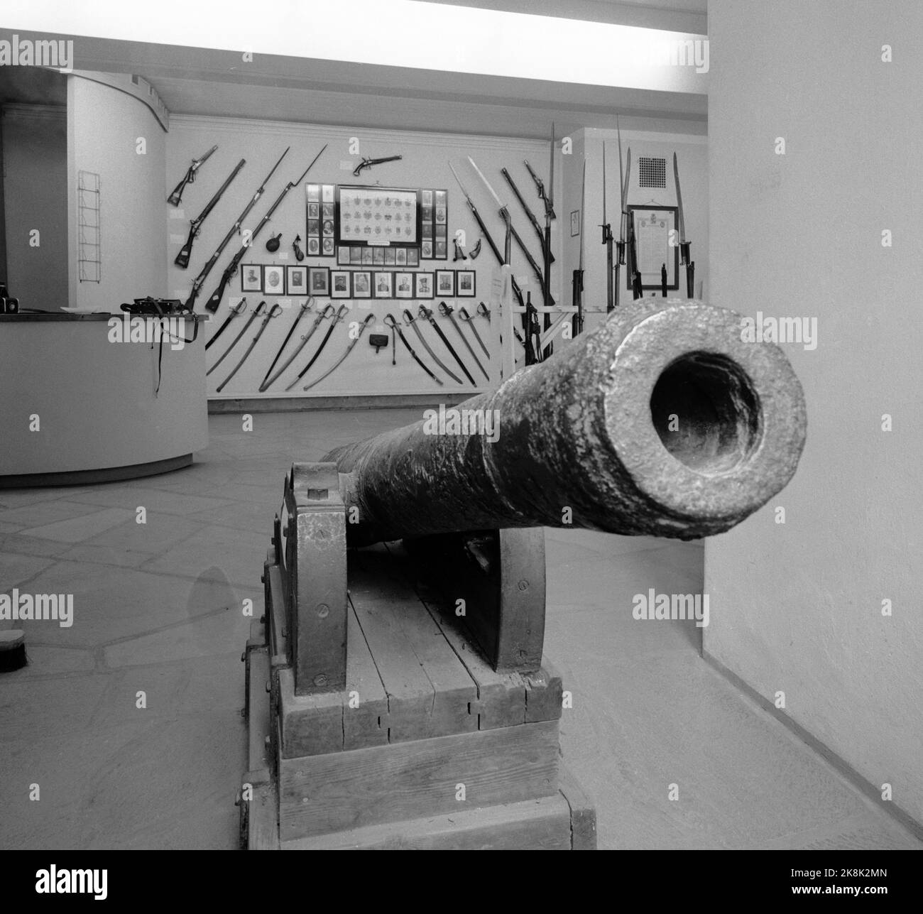 Various weapons hi-res stock photography and images - Alamy
