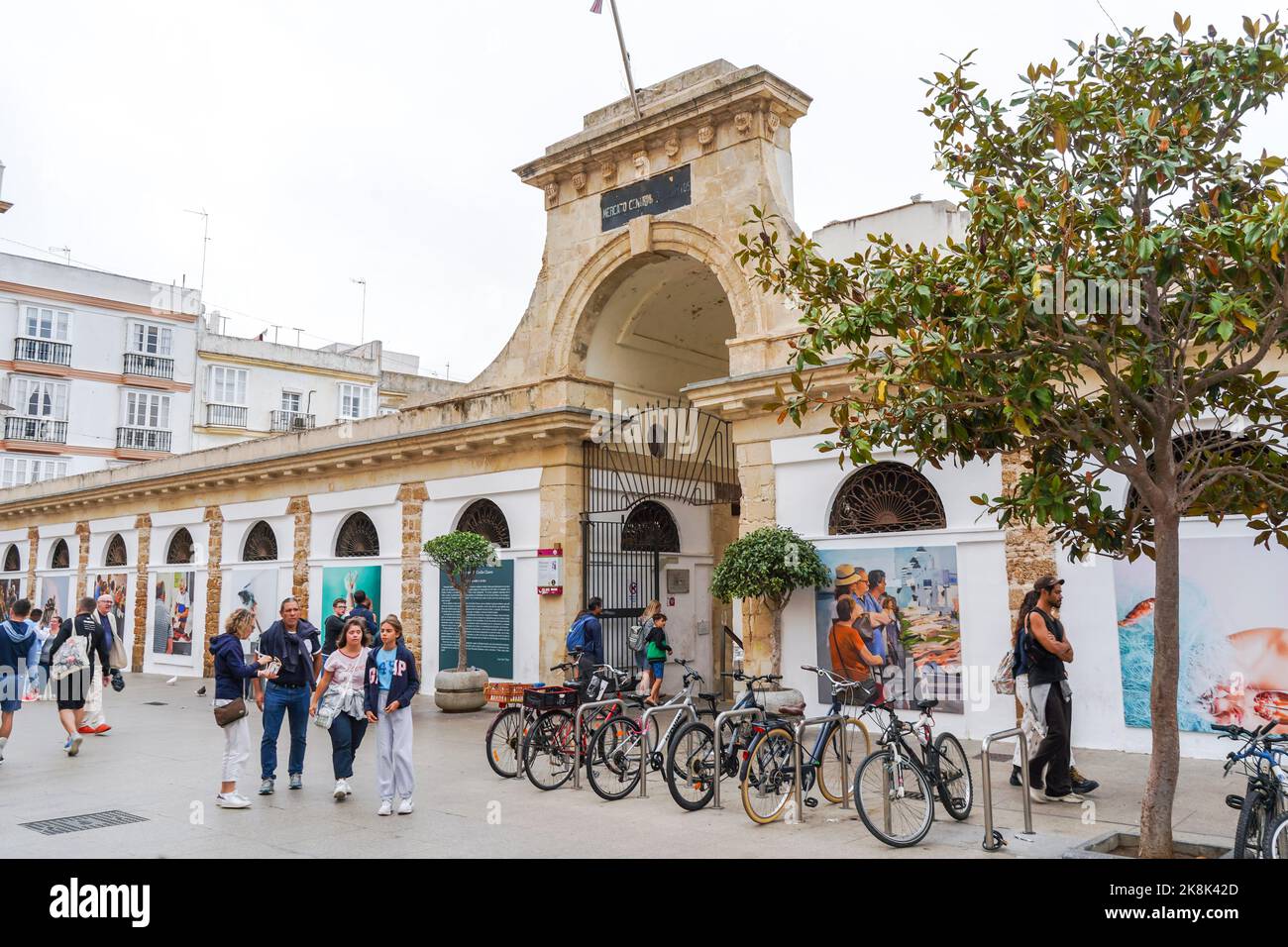 Cadiz covered food market, Entrance Mercado Central de Abastos ...