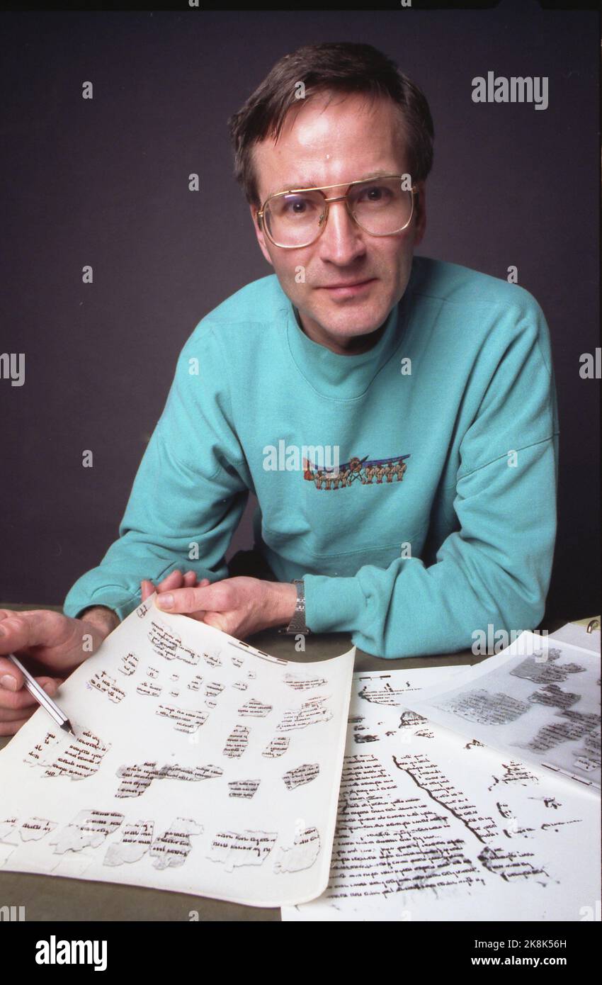 Researcher of the dead sea scrolls hi-res stock photography and images ...