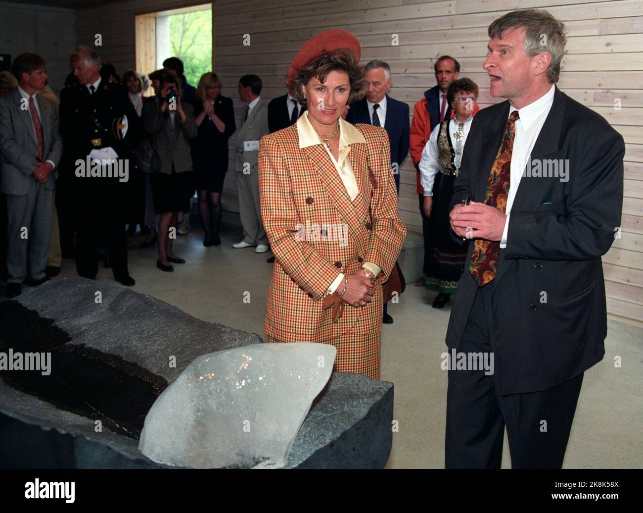 Fjærland 31 May 1991. Queen Sonja opens the Norwegian Bremuseum in ...