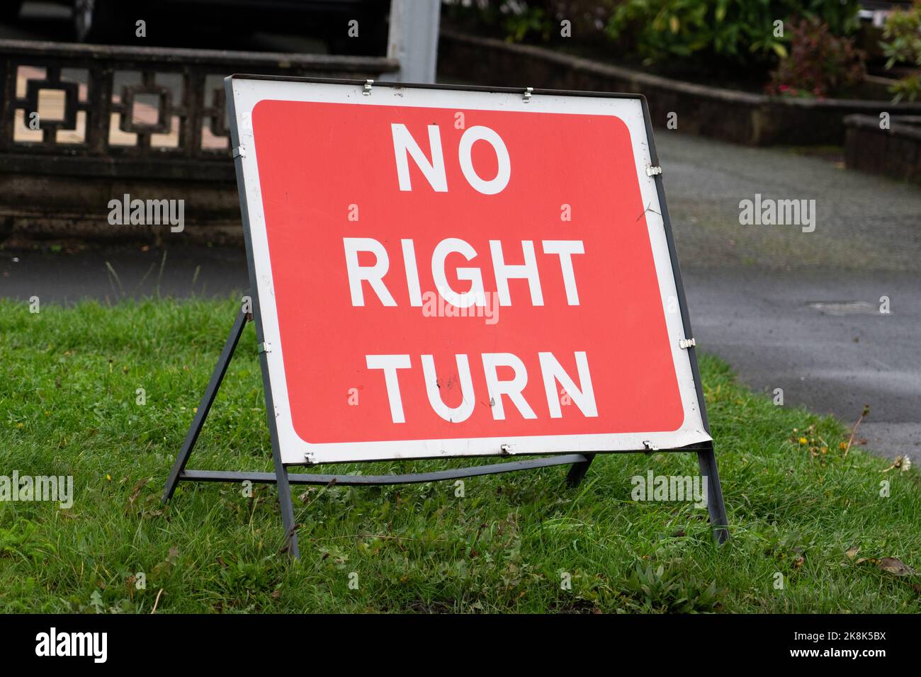 No right turn sign Stock Photo - Alamy