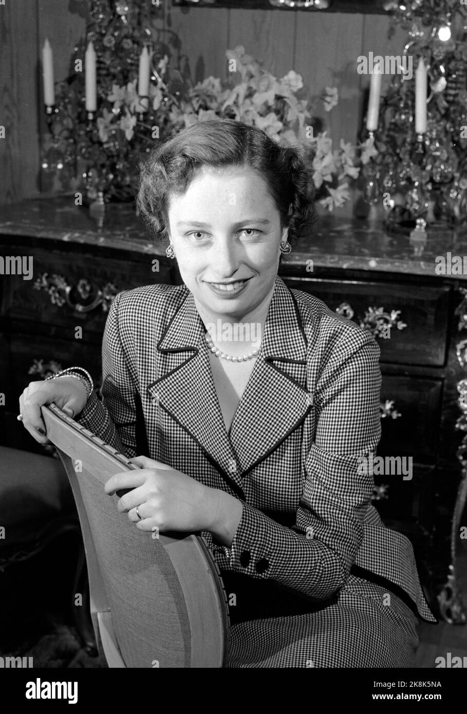 19510504 hi-res stock photography and images - Alamy