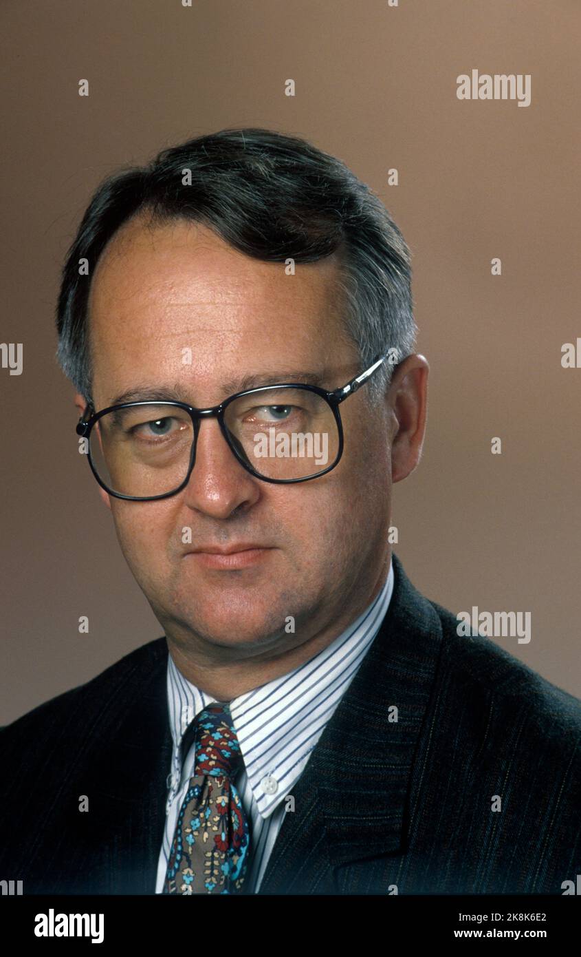 Oslo 19891010 storting representative johan c loken hi-res stock ...