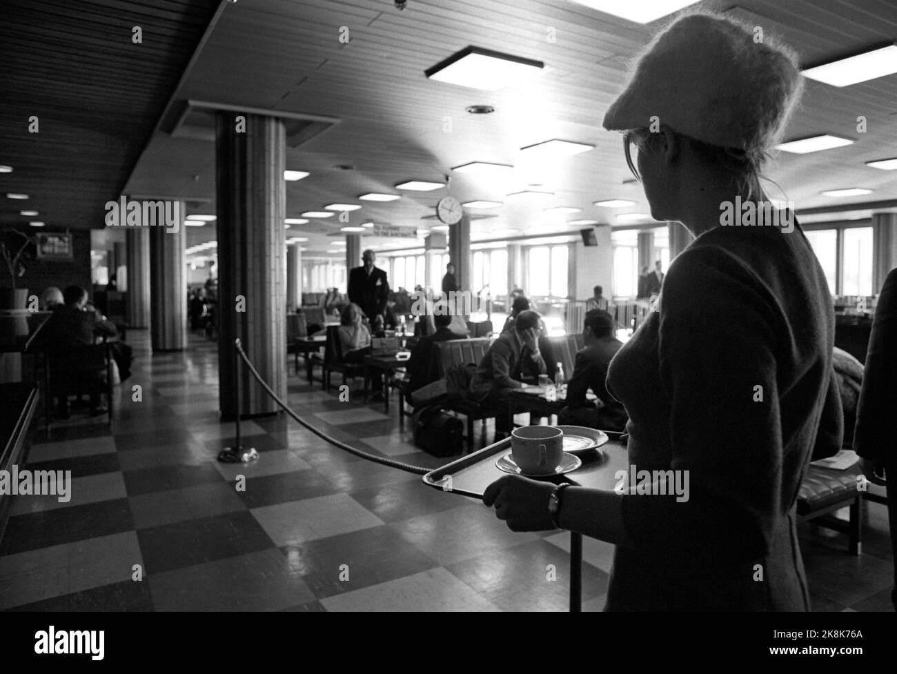 Cafe serving table Black and White Stock Photos & Images - Alamy