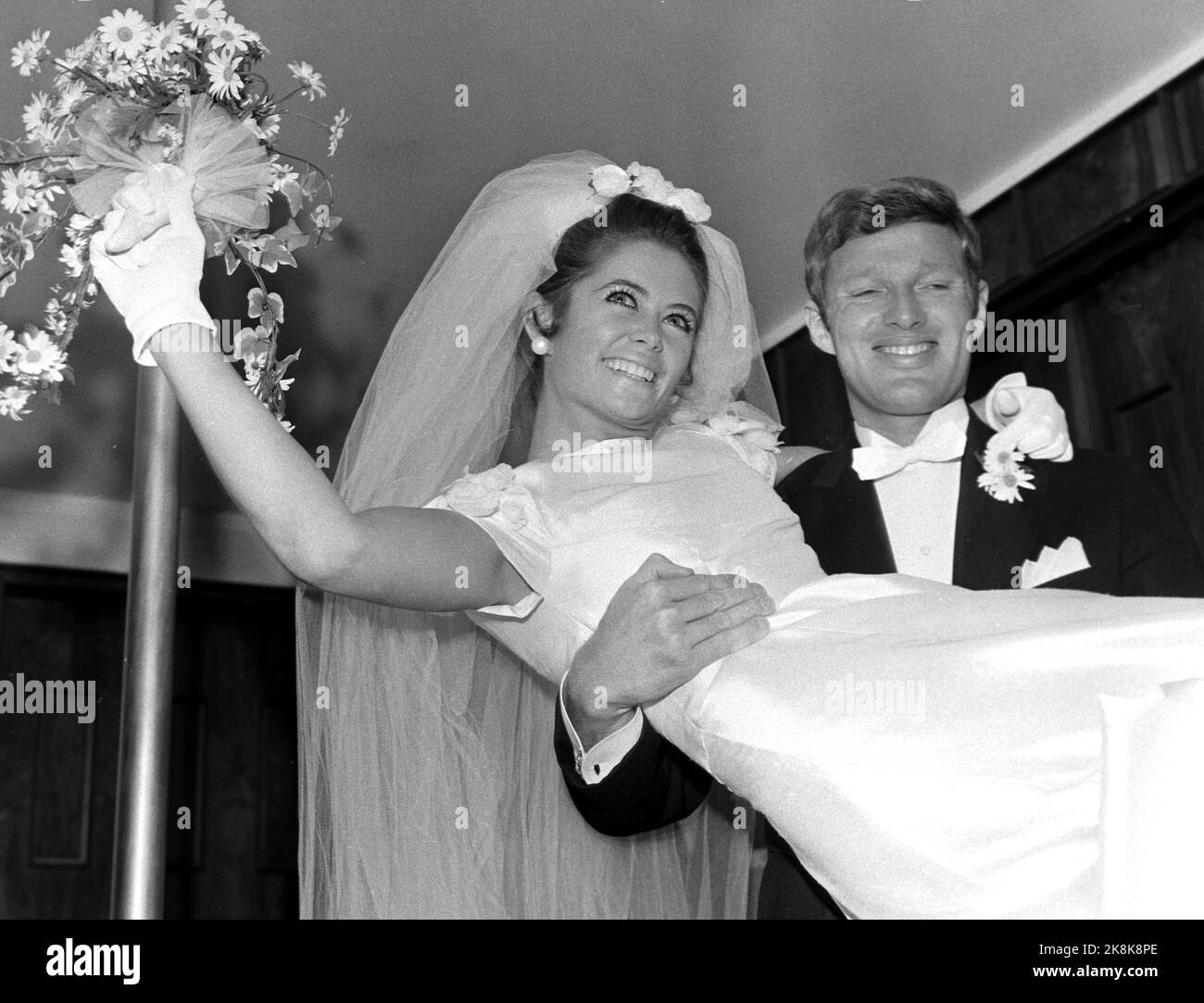 19690830 hi-res stock photography and images - Alamy