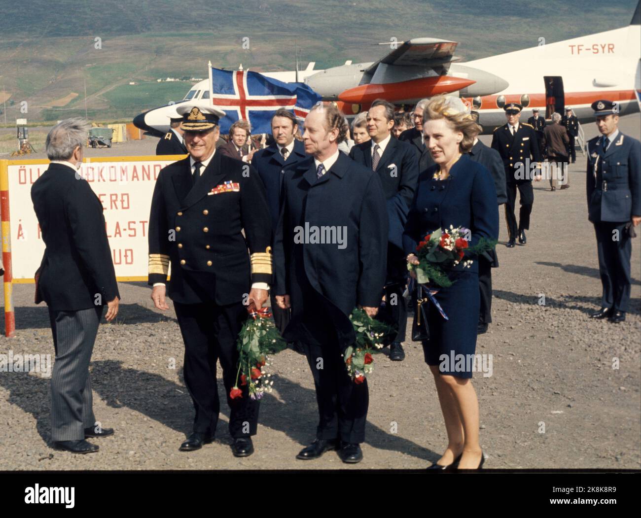 King olav in uniform hi-res stock photography and images - Alamy