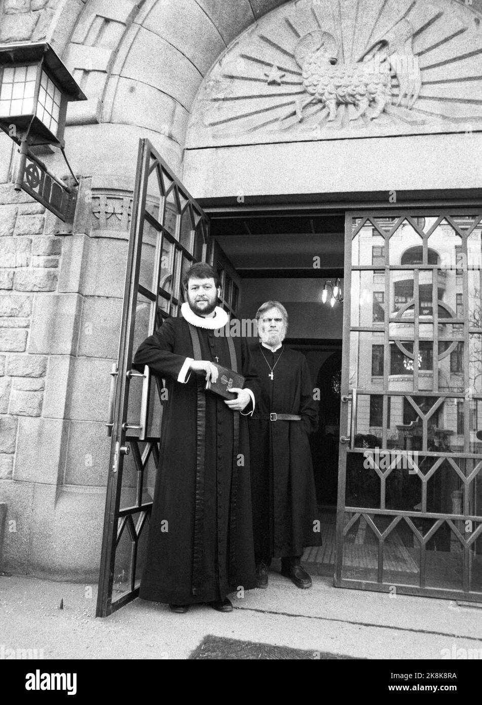 Morten holm ntb ntb priesthood full figure hi-res stock photography and ... Morten holm ntb ntb priesthood full figure hi-res stock photography and ...