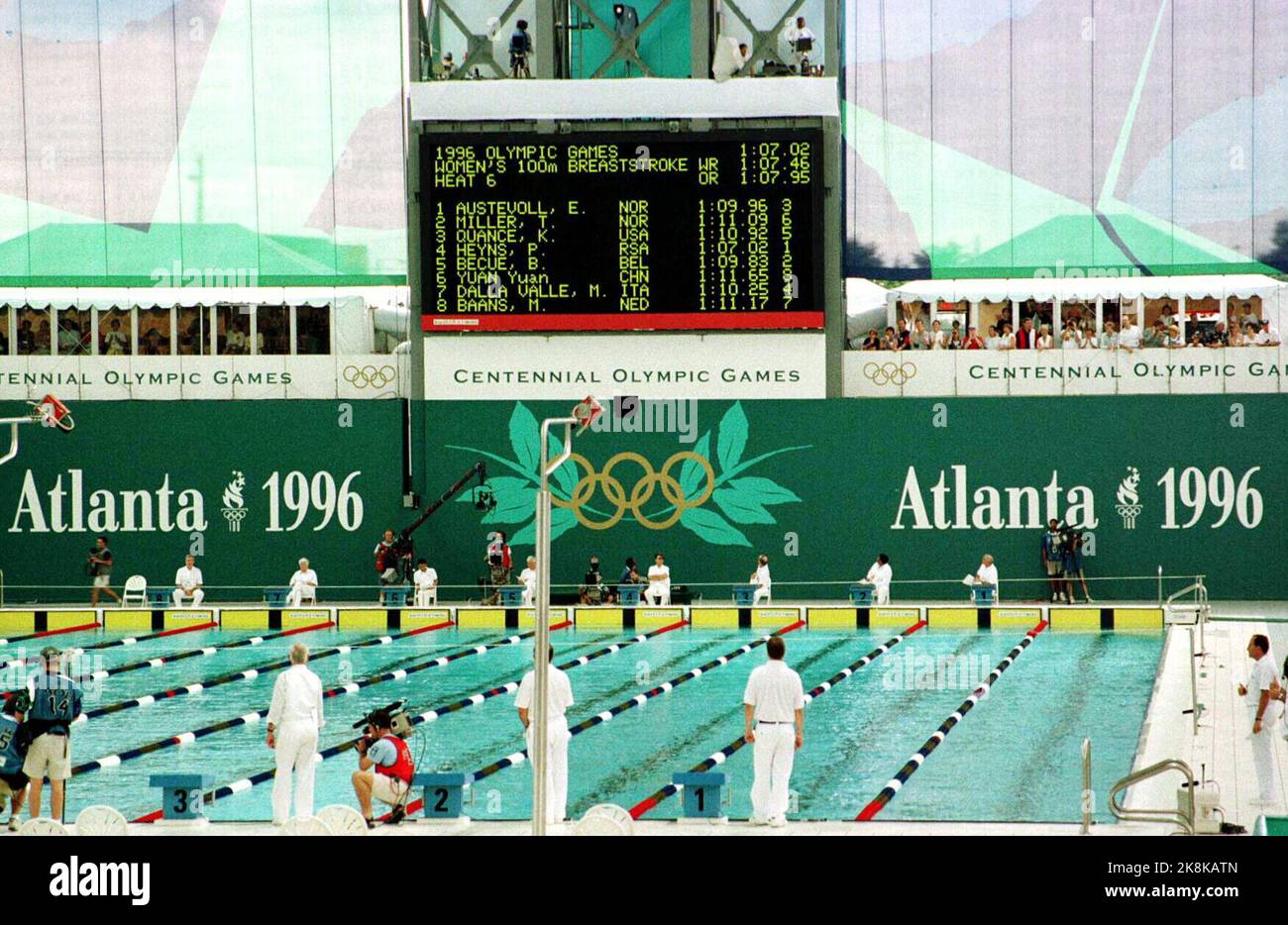 ATL2107-06, Atlanta, USA, 21 June-96: Overview of the swimming arena ...
