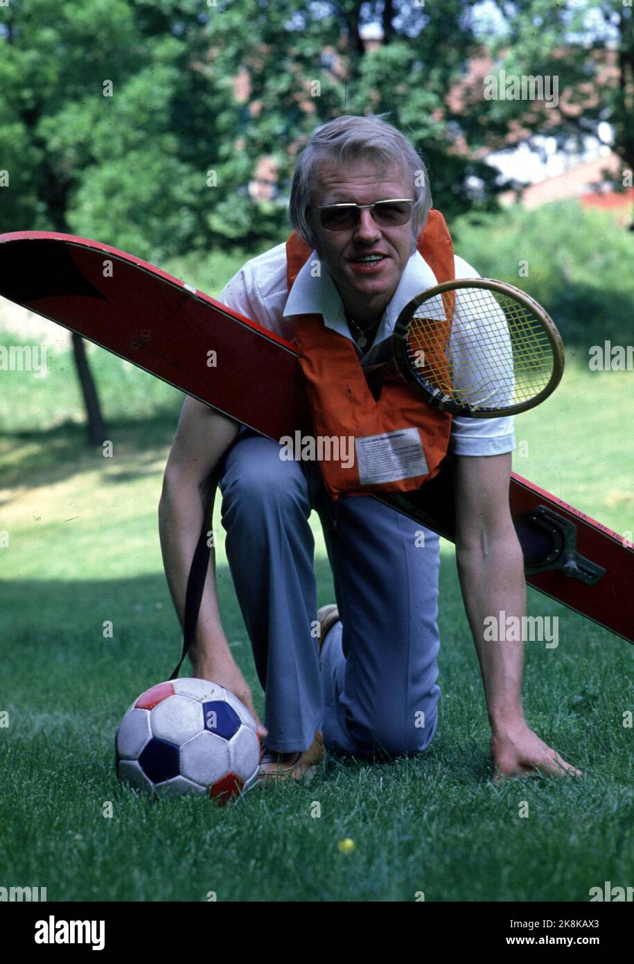 Including tennisracket hi-res stock photography and images - Alamy