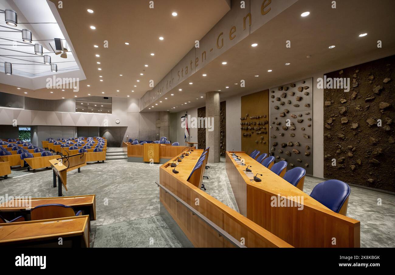 2022-10-24 10:13:49 ILLUSTRATIVE - Section K in the plenary hall of the ...