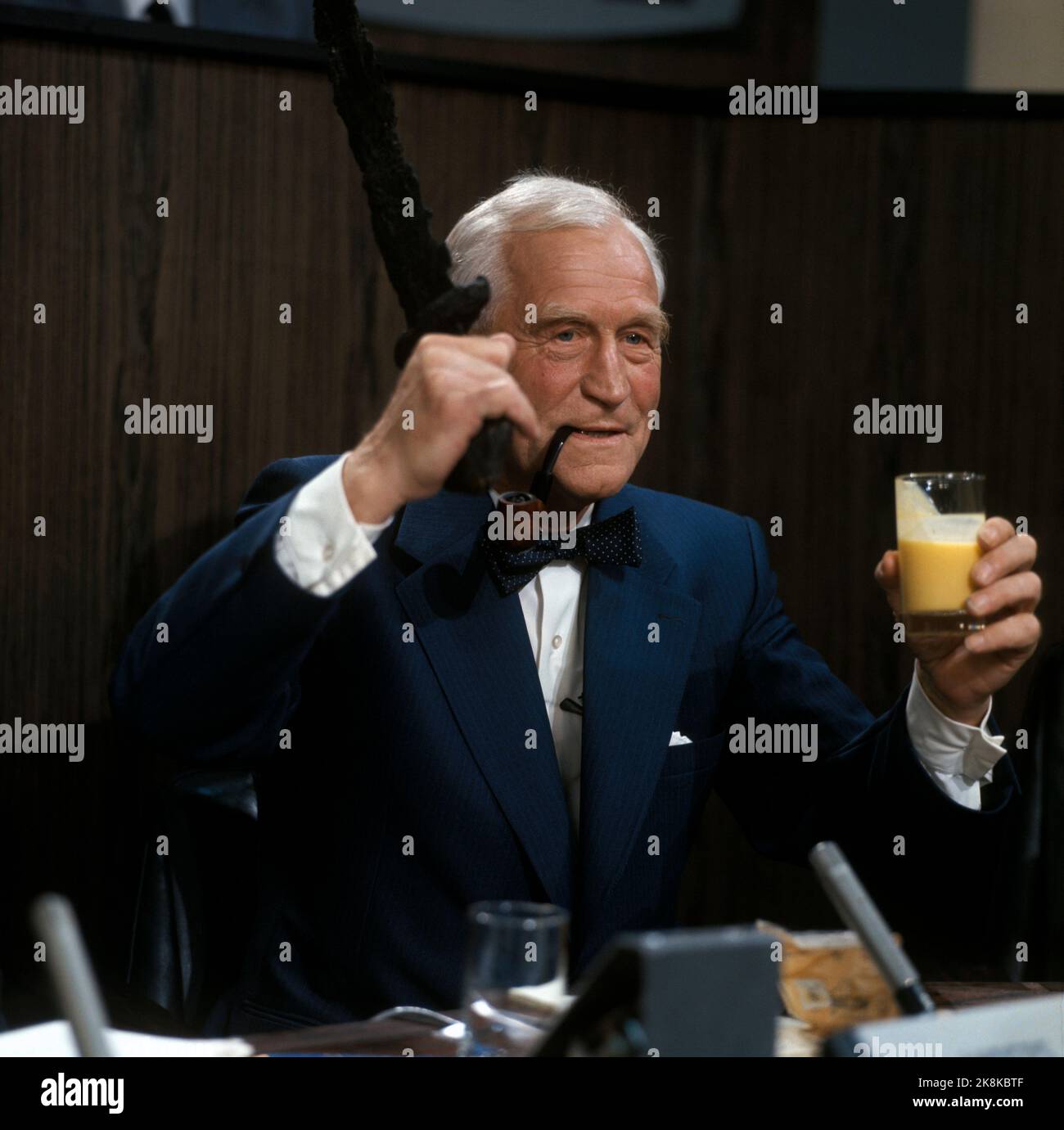 Leader in nrk photo hi-res stock photography and images - Alamy