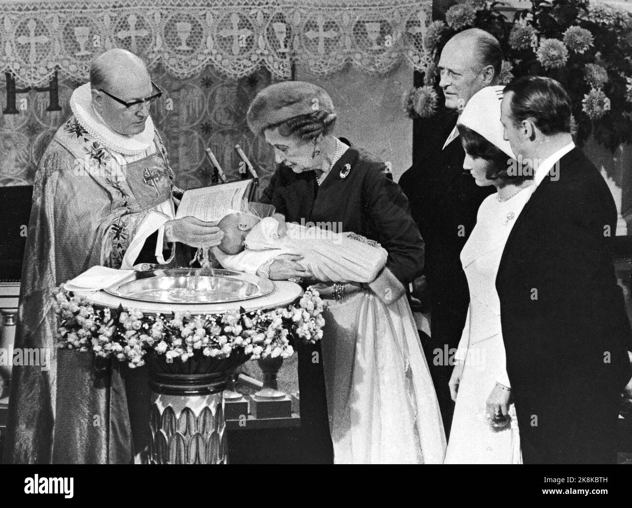 Oslo 19711019 Princess Märtha Louise - christening in the castle chapel ...