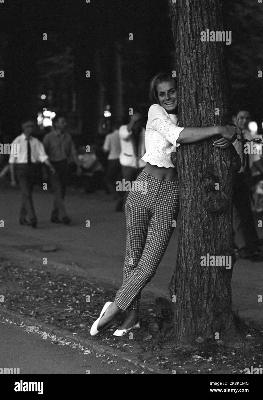 Oslo June 28, 1969. Karl Johansgate in Oslo on a hot summer day. Here ...