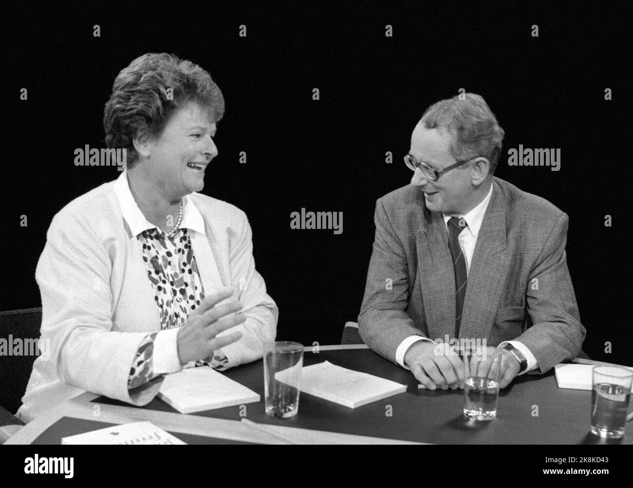 Gro harlem brundtland ap Black and White Stock Photos & Images - Alamy