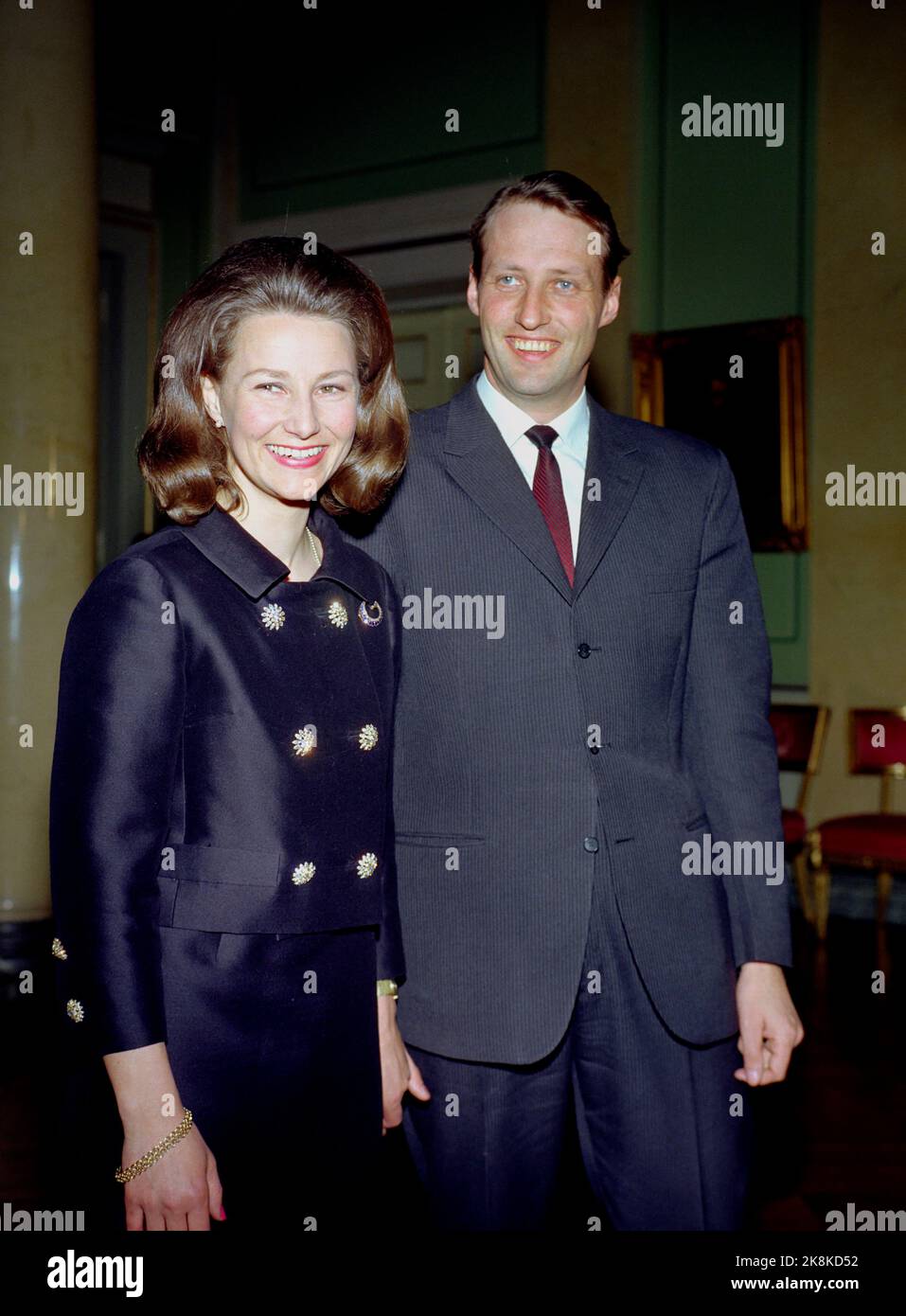 19680319; Picture taken at the castle in connection with Crown Prince ...