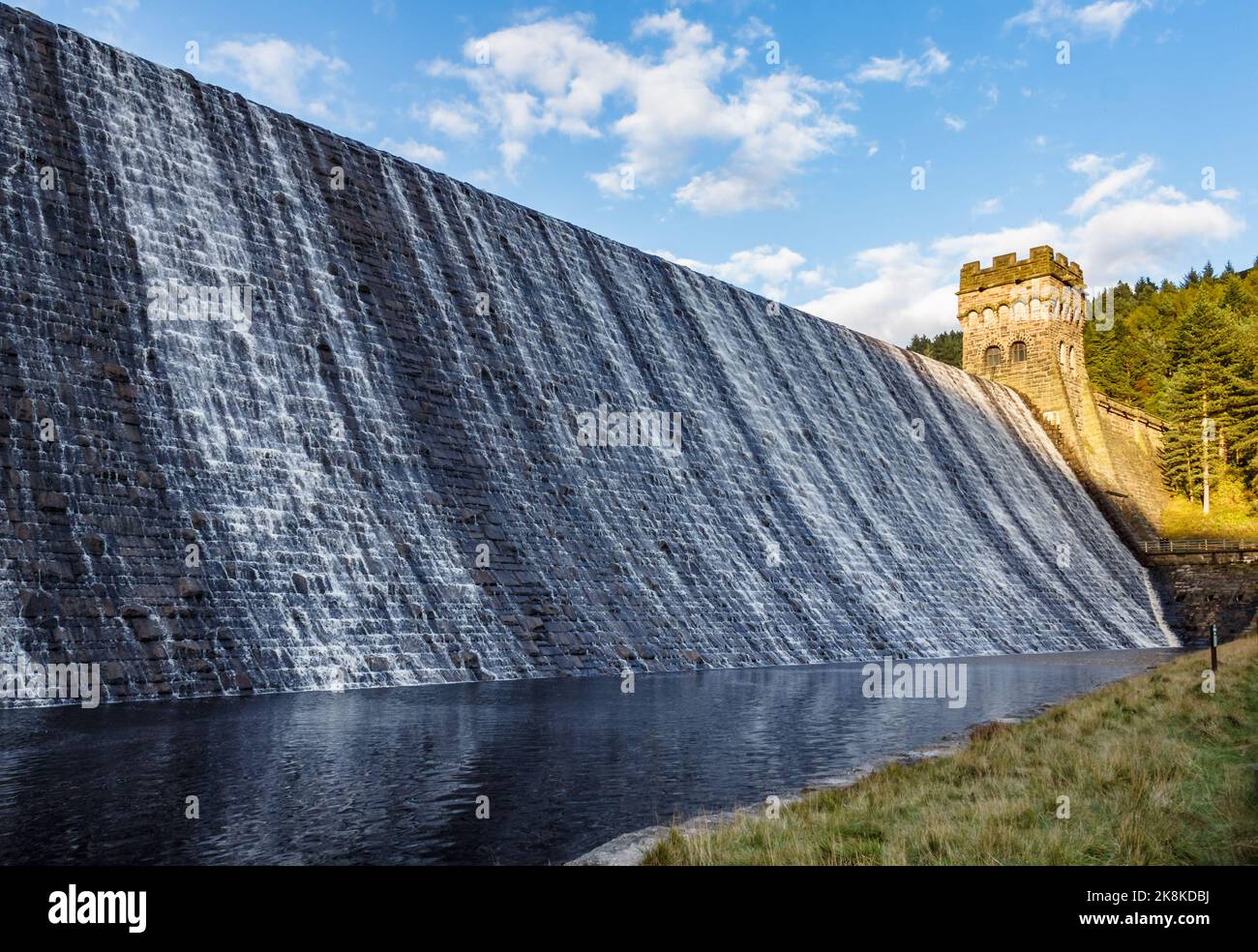 Derwent Dam in the Peak District overflowing Stock Photo - Alamy