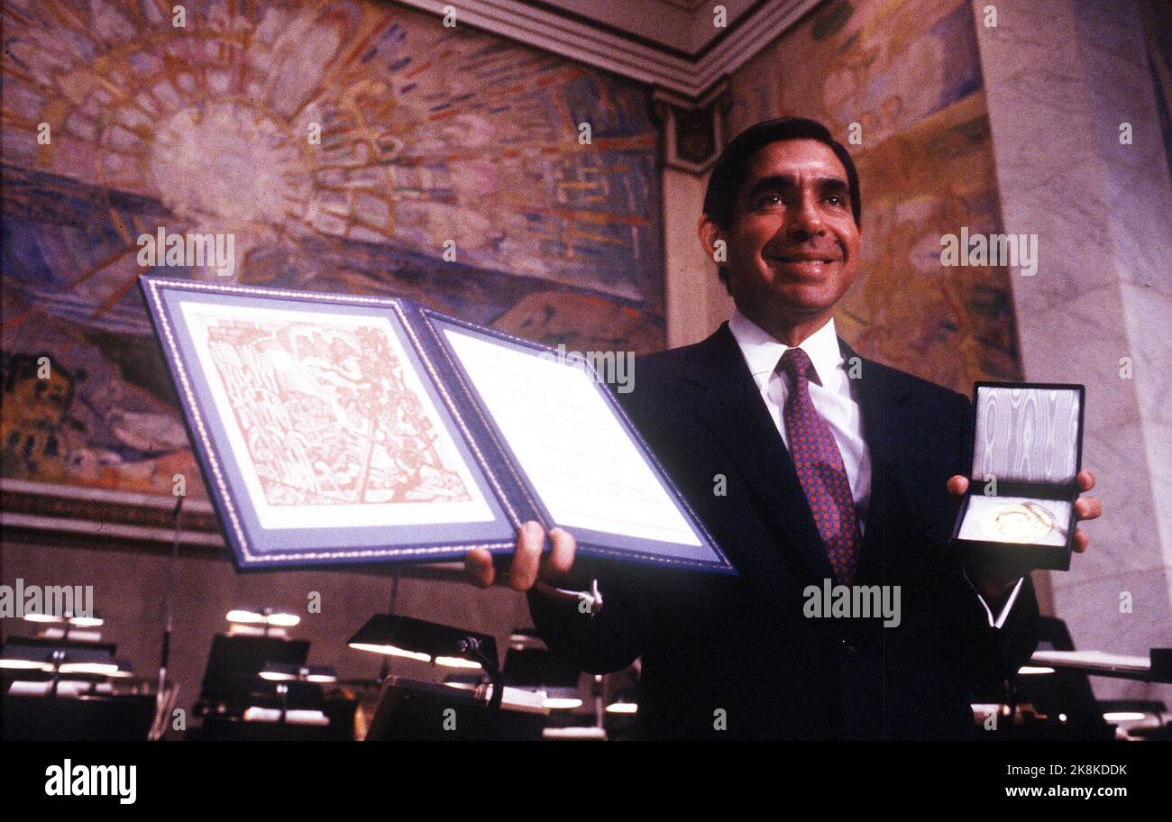 óscar arias sánchez, nobel prize hi-res stock photography and images ...