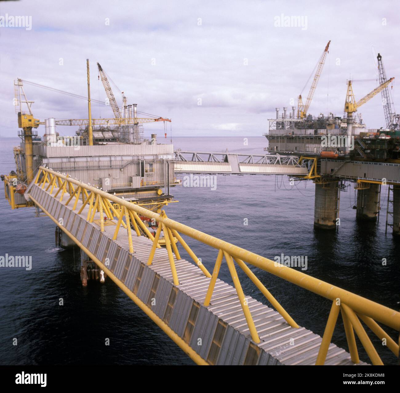 Bjorn sigurdsson ntb ntb oil drilling walkway exterior oil platforms hi ...