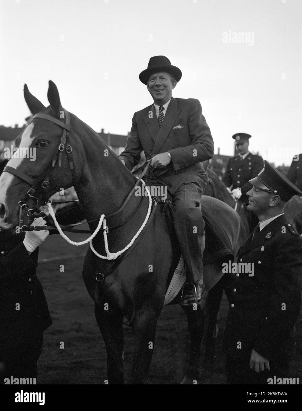 Oslo 19540830 Program Secretary in NRK and head of the well -known ...