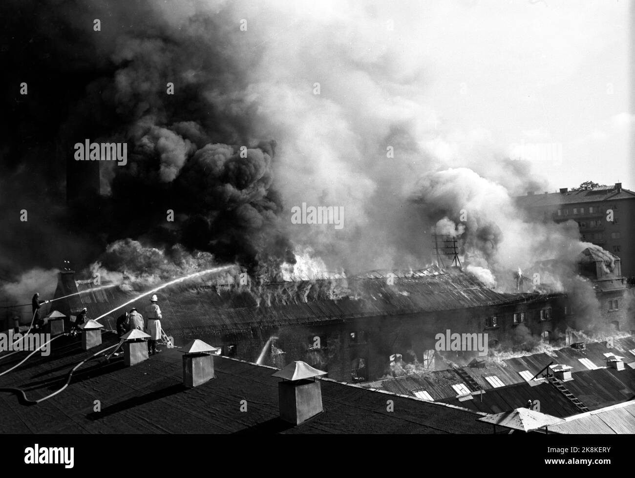 Oslo 19710820 Million fires in wheels Veveri. The old factory buildings ...
