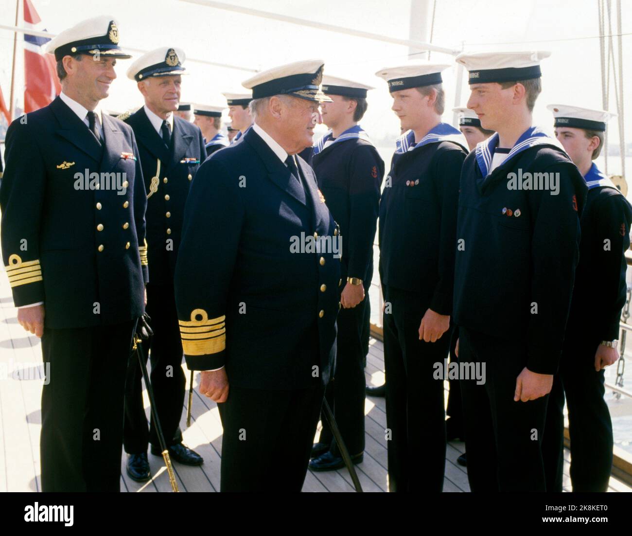 Oslo 19860507. King Olav inspects soldiers from the Navy in the newly ...