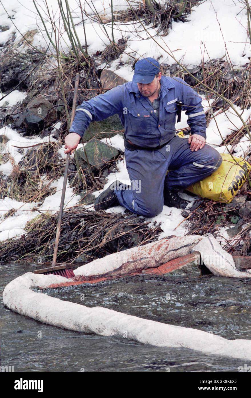 Aleksander nordahl water pollution oil pollution hi-res stock ...