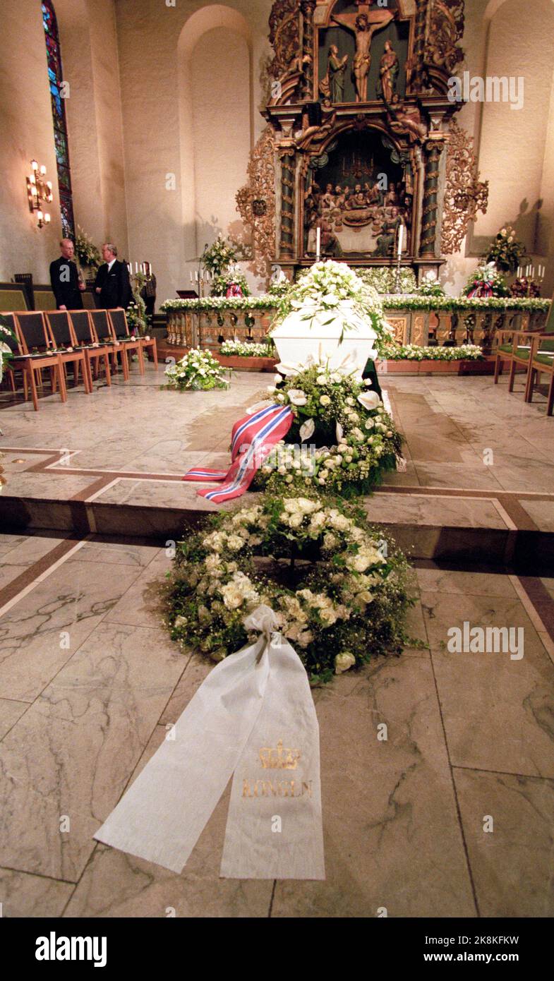 Oslo 19940122. Foreign Minister Johan Jørgen Holst's funeral in Oslo ...