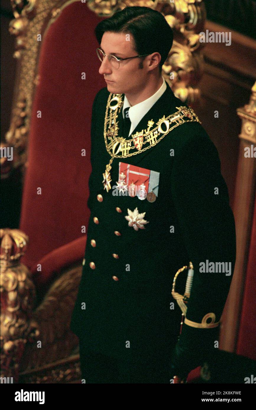 Terje bendiksby the norwegian royal house uniform alone opening ceremonies hi-res stock ...