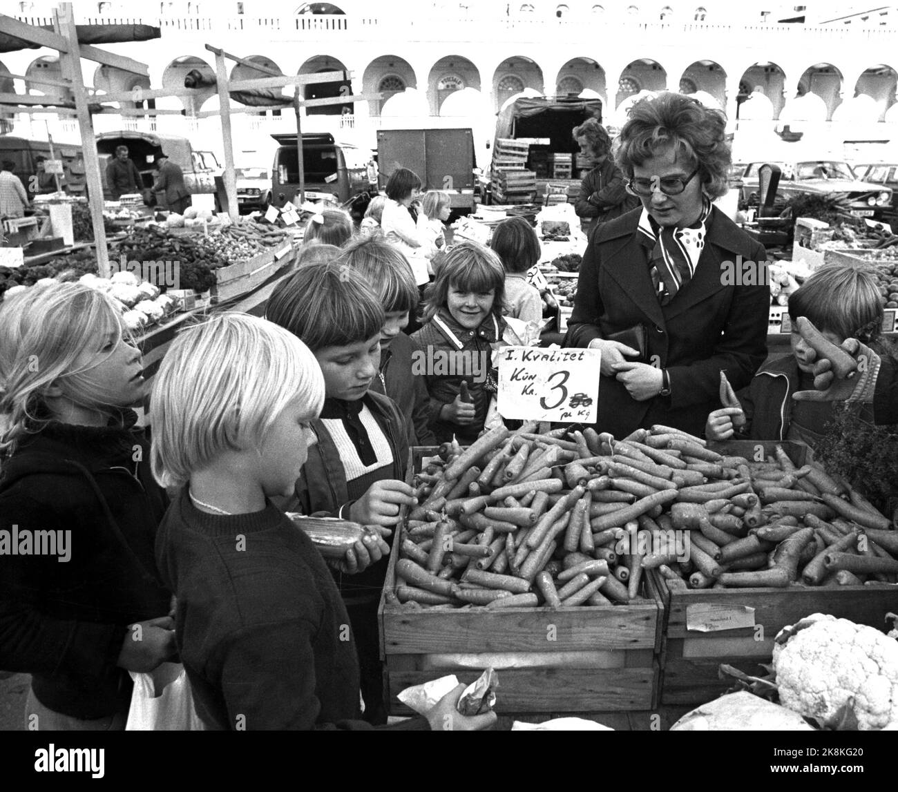 Oslo 19740919. Pupils from class 2c at adult school were at ...