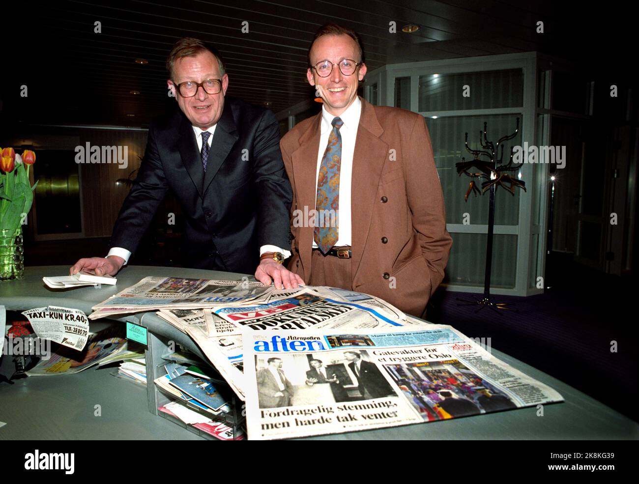 Oslo 19910403. Chairman Tinius Nagell-Erichsen, (t.v.) and CEO Kjell ...