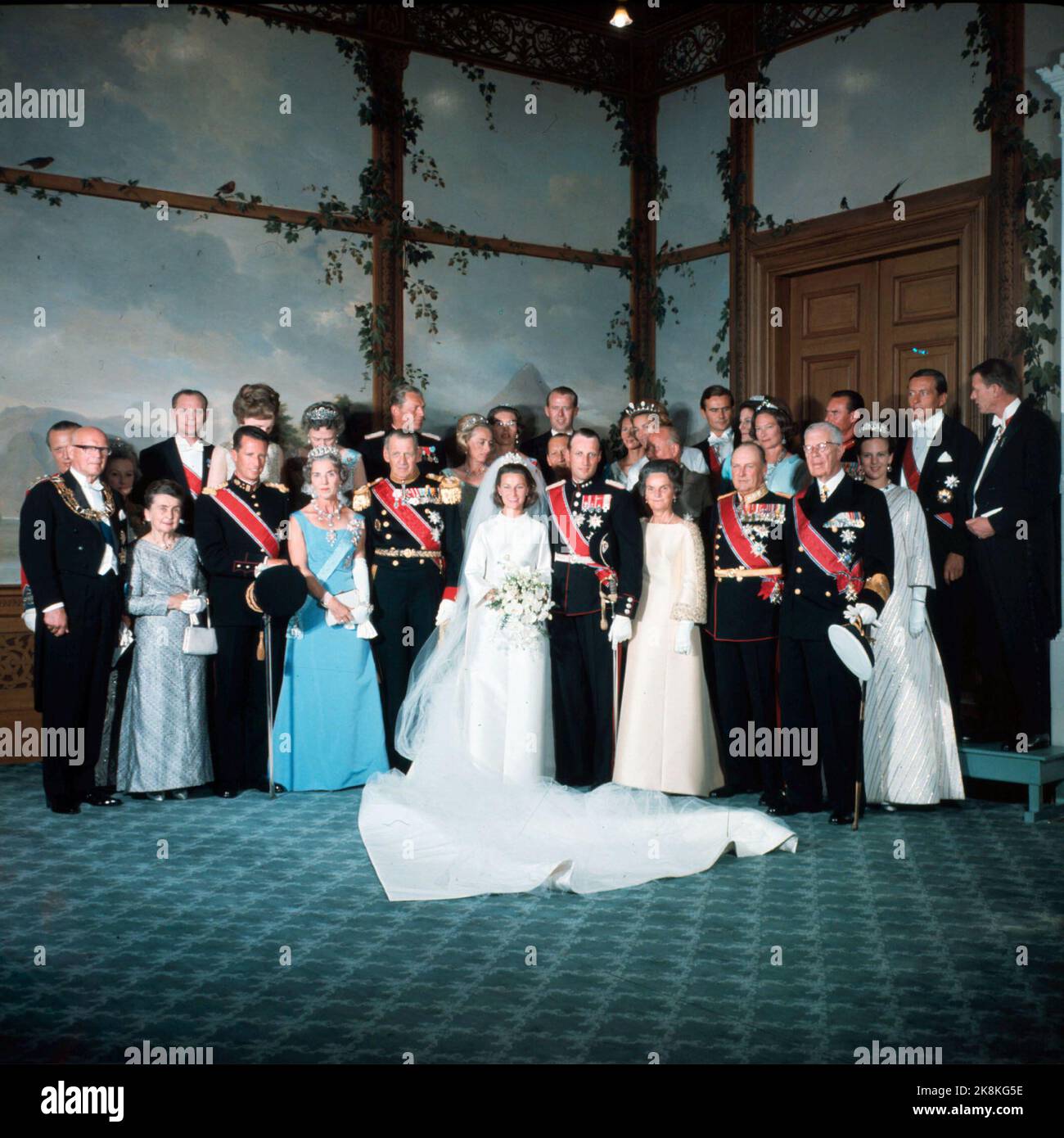 Dronning ingrid av danmark hi-res stock photography and images - Alamy