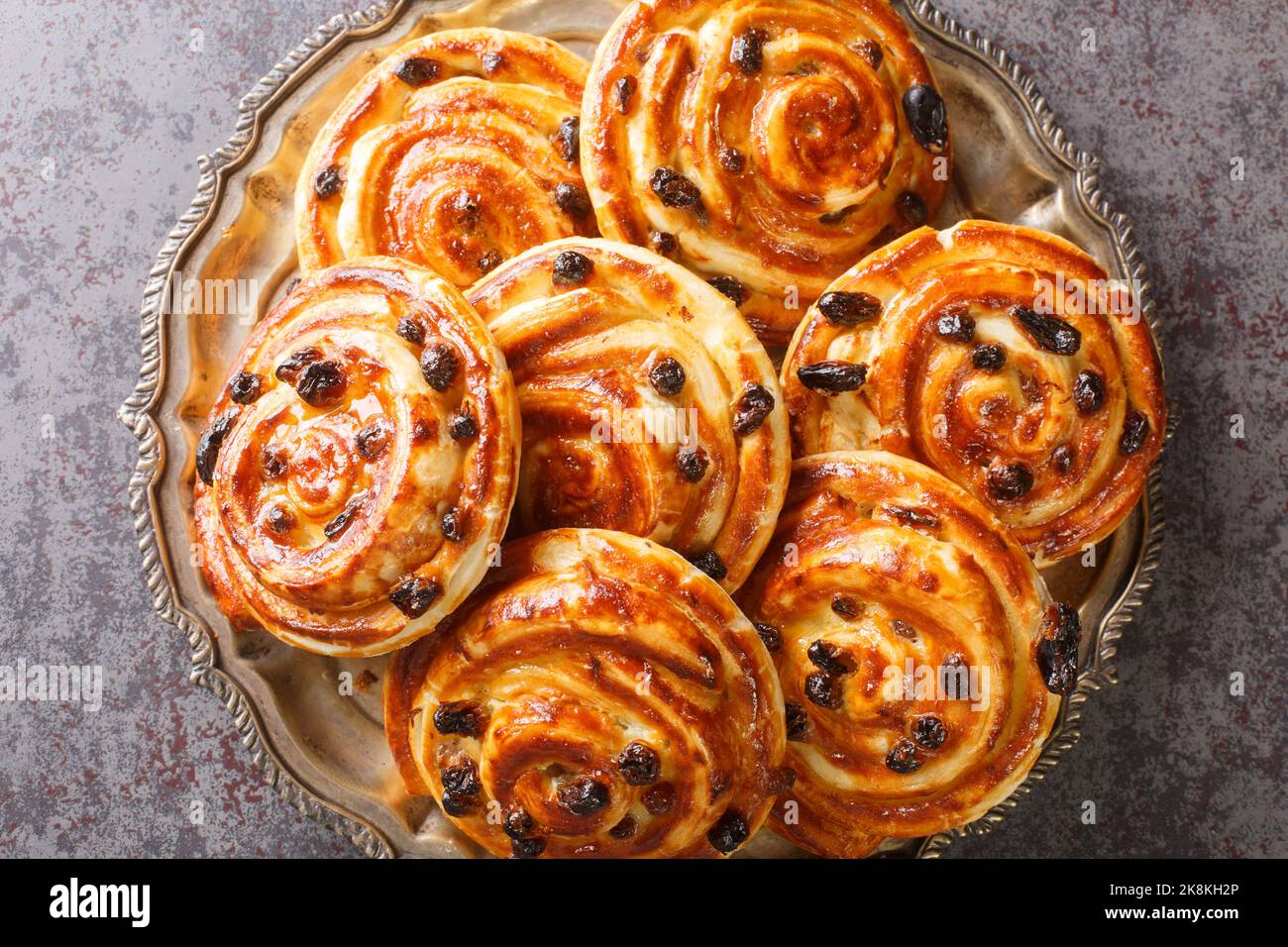 Pain aux raisin translates to bread with raisins or escargot, because ...