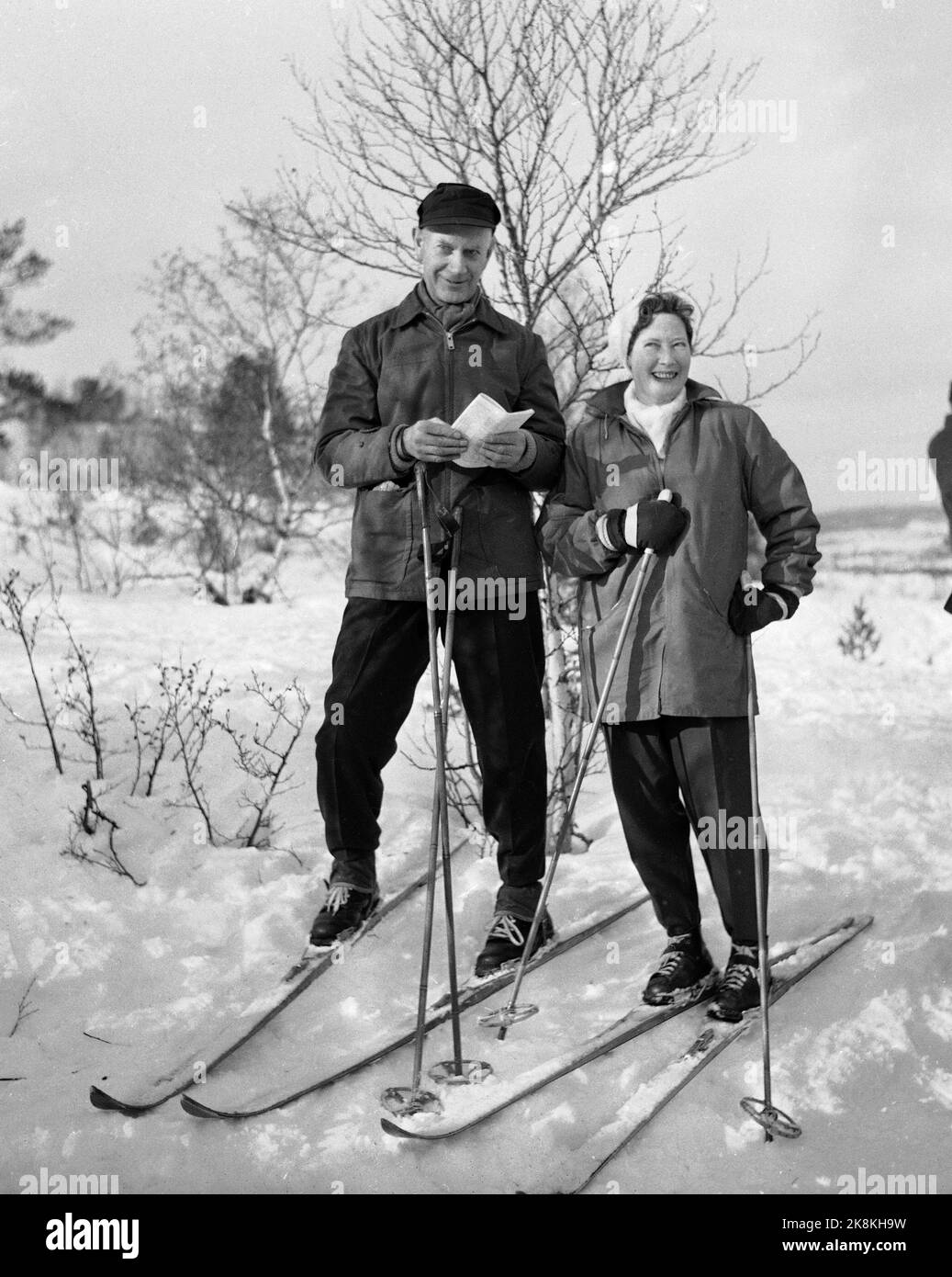 Einar gerhardsen a together photo hi-res stock photography and images ...