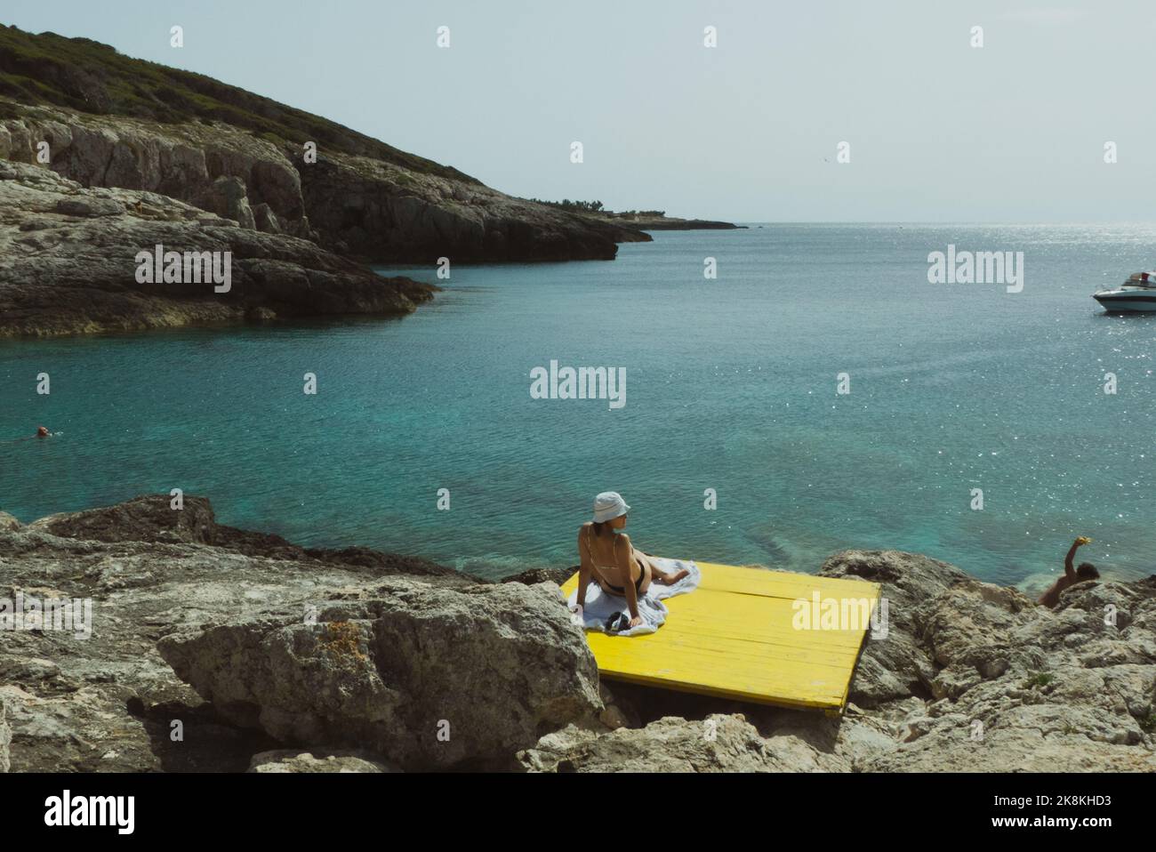 sea, cliffs and beaches in the Quakes islands with a Caribbean sea ...