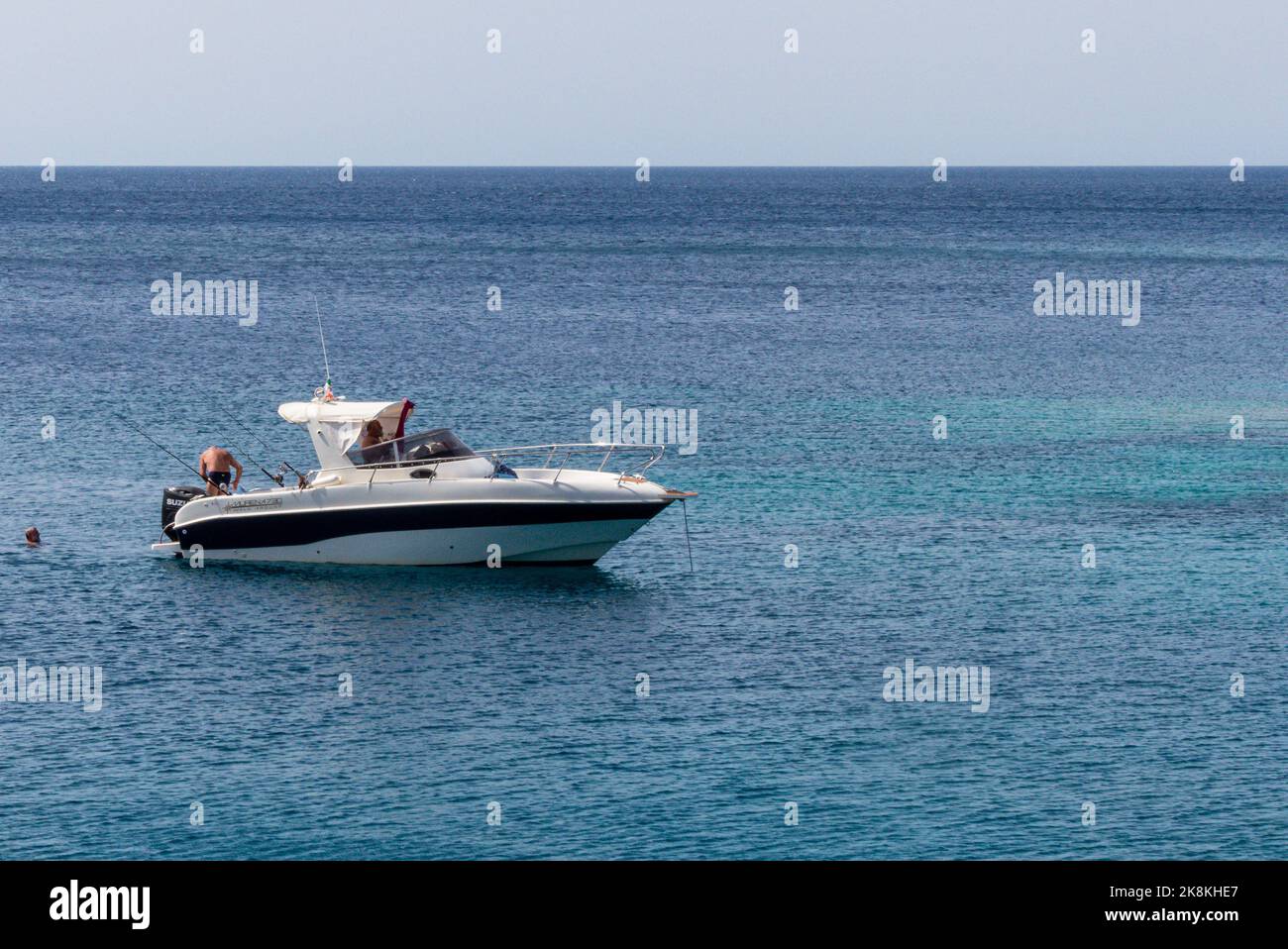 sea, cliffs and beaches in the Quakes islands with a Caribbean sea ...