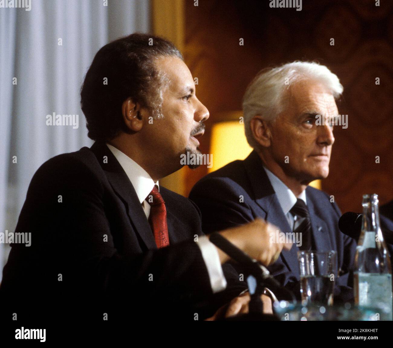 Oslo 19841025 saudi arabia oil minister hi-res stock photography and ...
