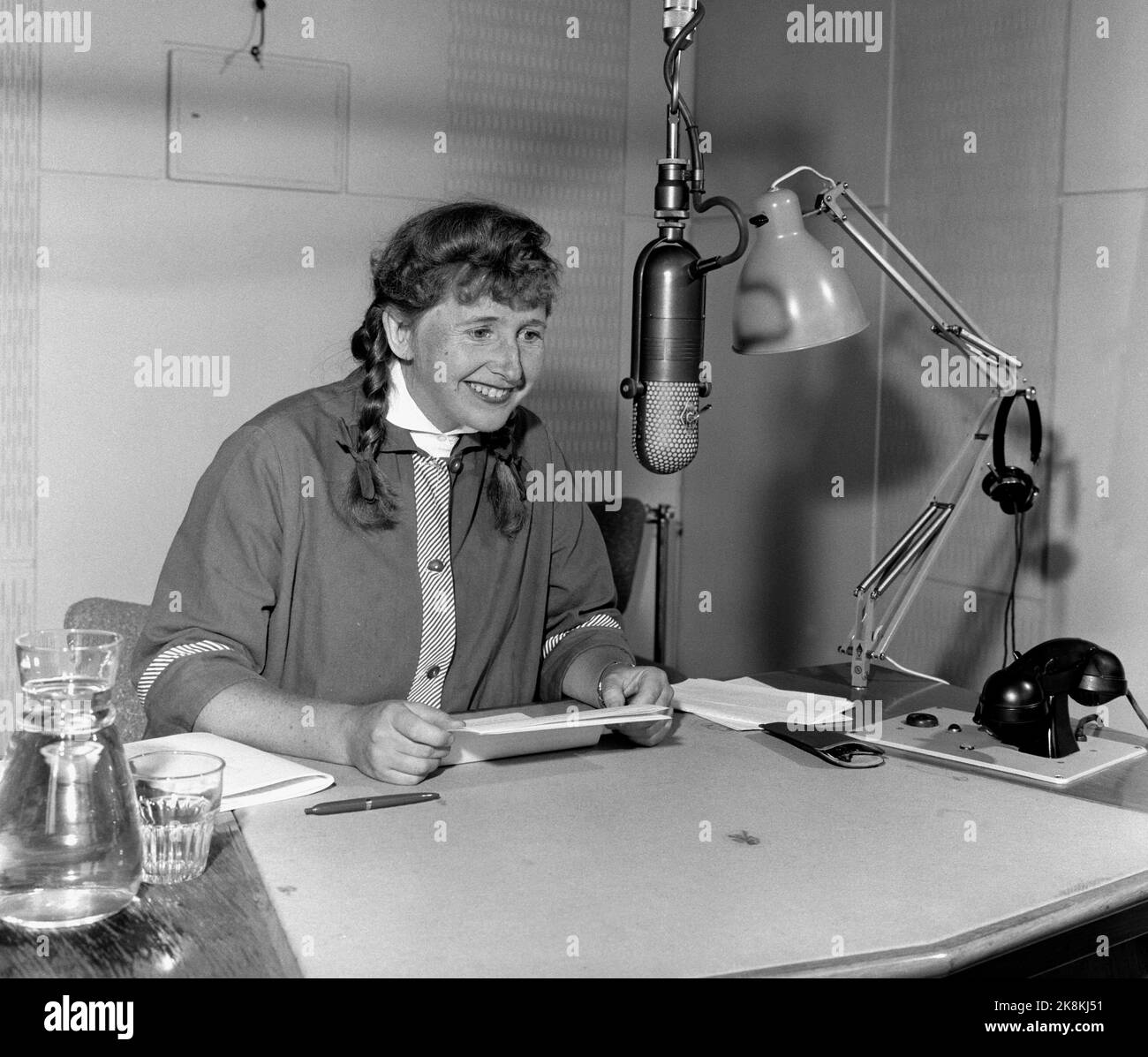 Oslo 195712. Anne-Cath. Vestly during a reading in the children's ...