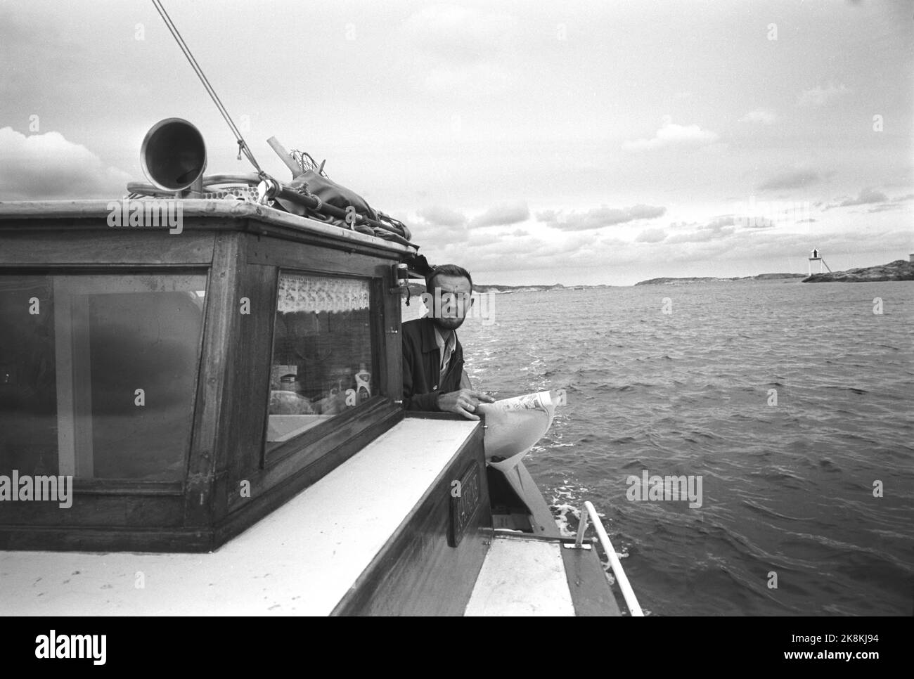 Grimstad October 1968 Author, cartoonist and Kåsør Odd Børretzen have ...