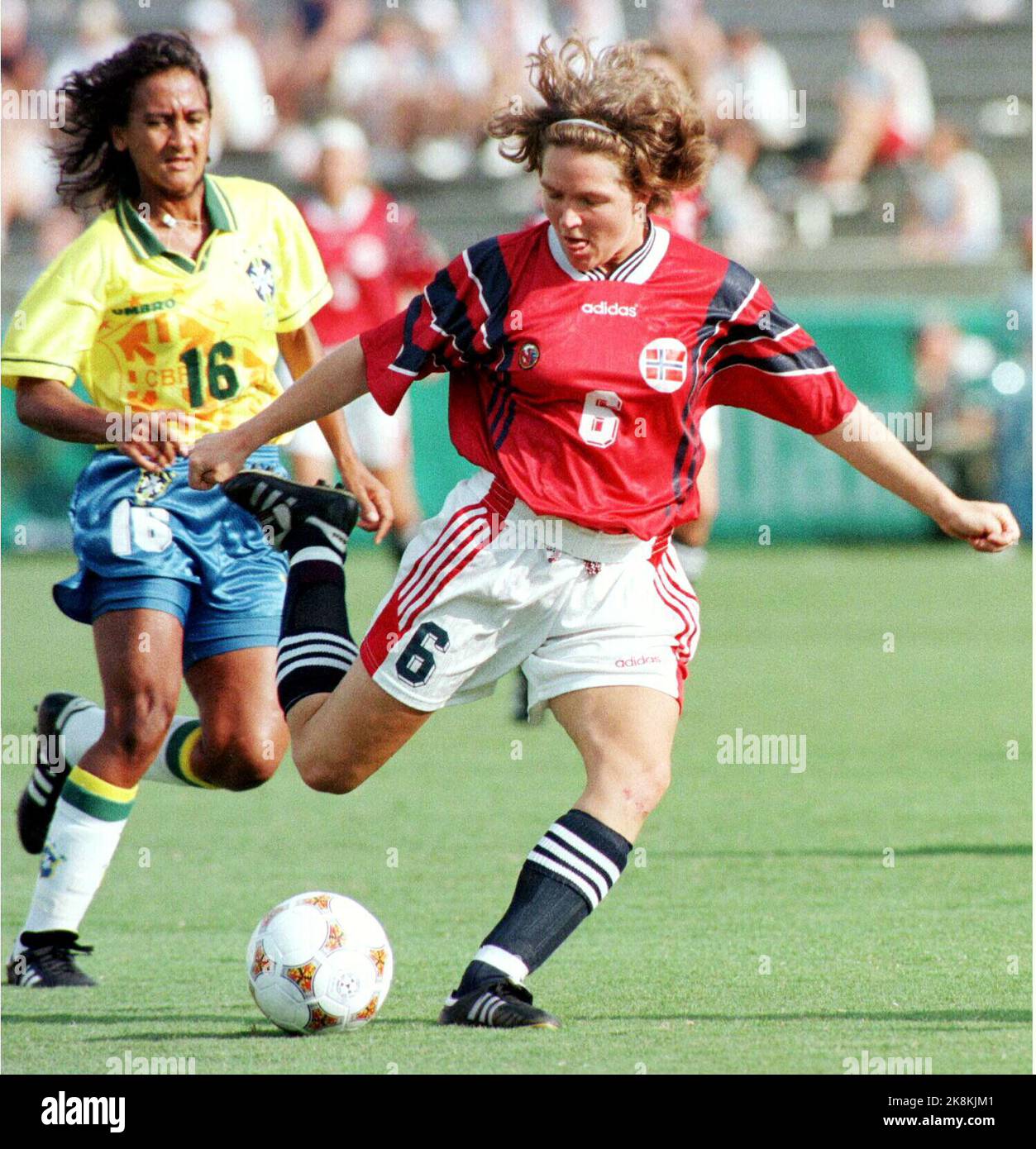 ATL0108-13 Atlanta, USA 1 August-96. Norway - Brazil 2- 0 Hege Riise ...
