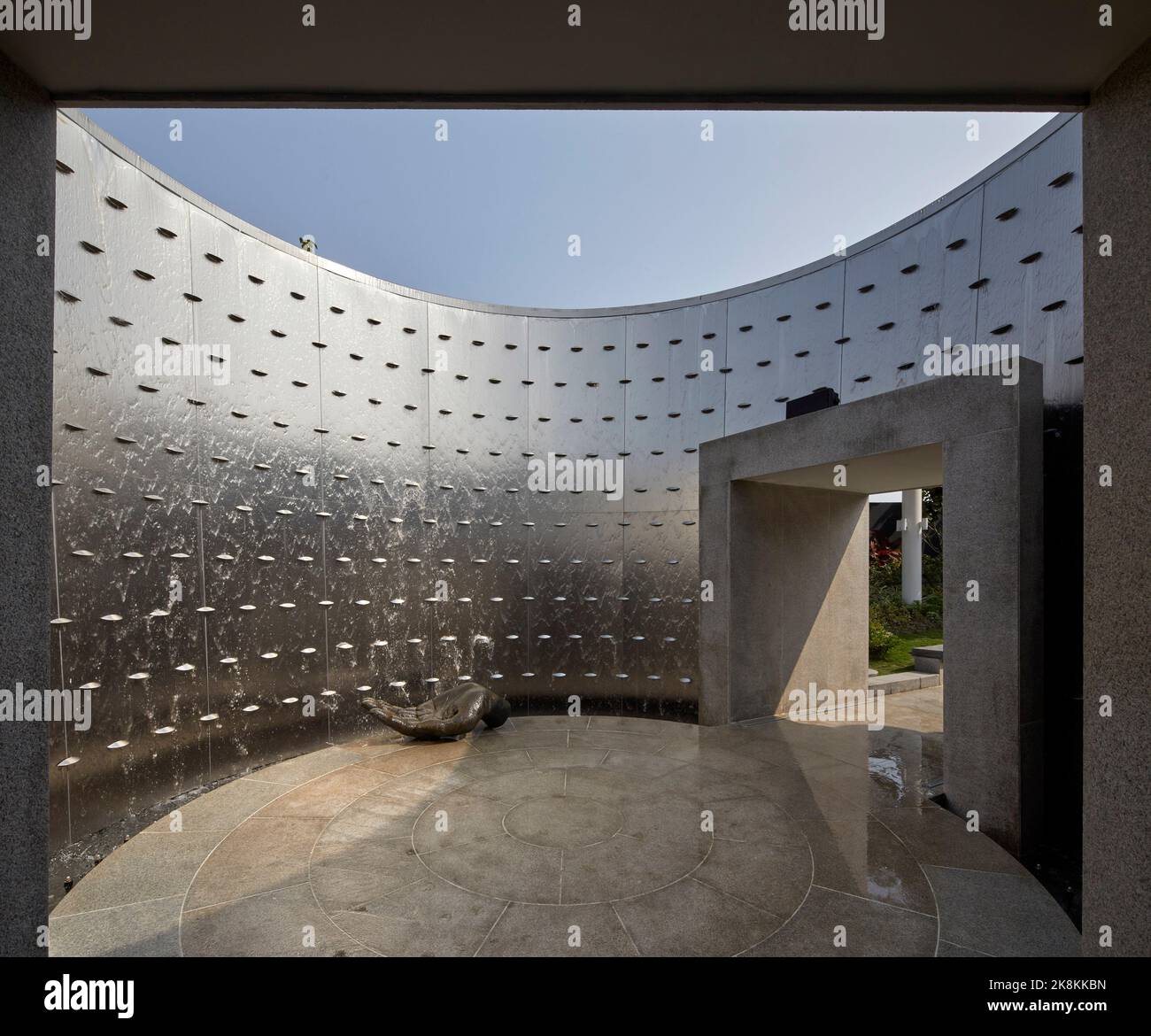 Rooftop art work. RP Sajiv Goenka Group - Corporate Headquarters ...