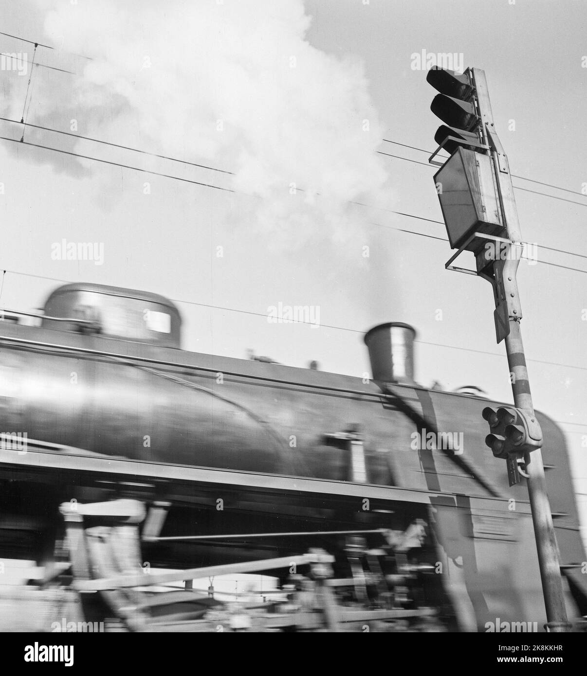 Oslo 1948 Do They Feel Them Safe On A Train At Full Speed The Railway