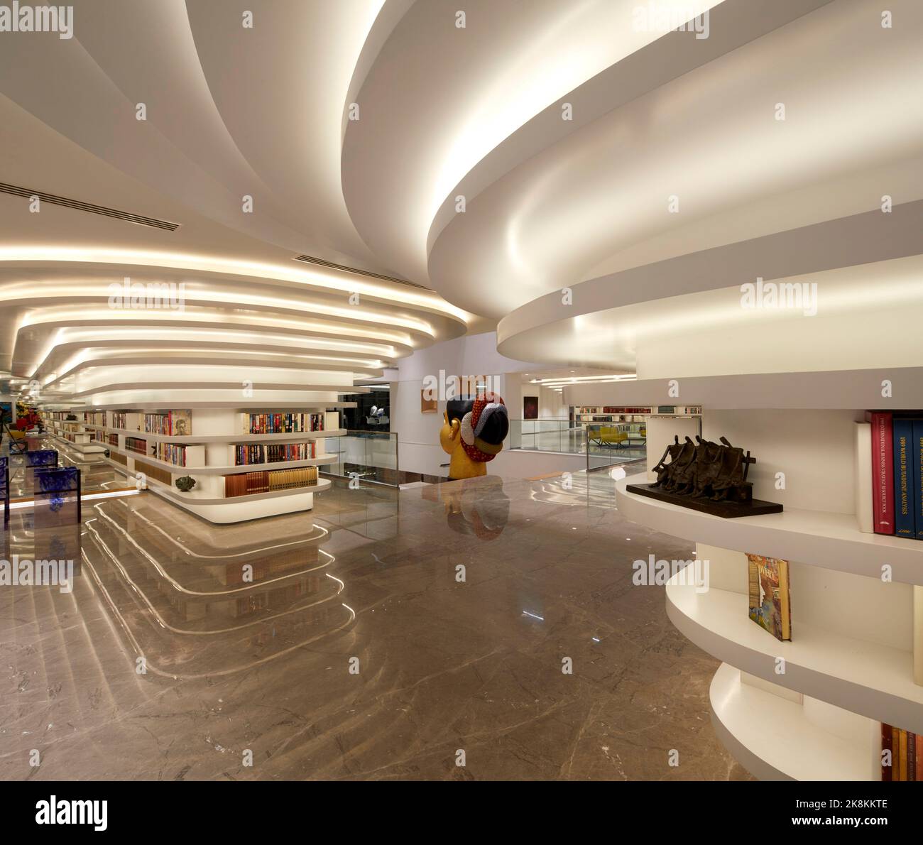 Atrium library. RP Sajiv Goenka Group - Corporate Headquarters, Kolkata ...