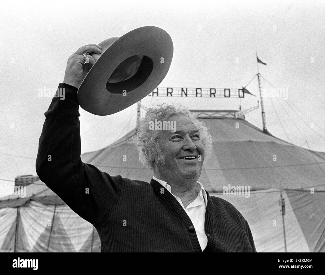 Oslo 19741010. Circus Director Arnado in front of the circus tent ...