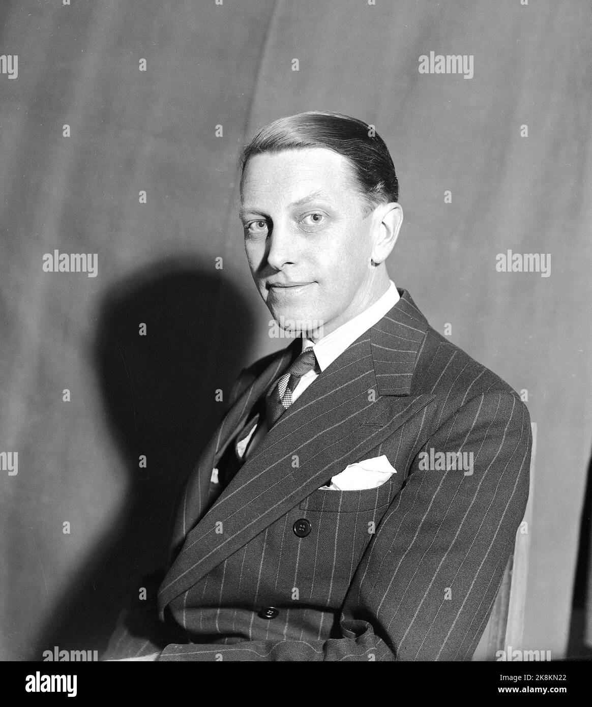 Editor of the ministry of foreign affairs photo hi-res stock ...