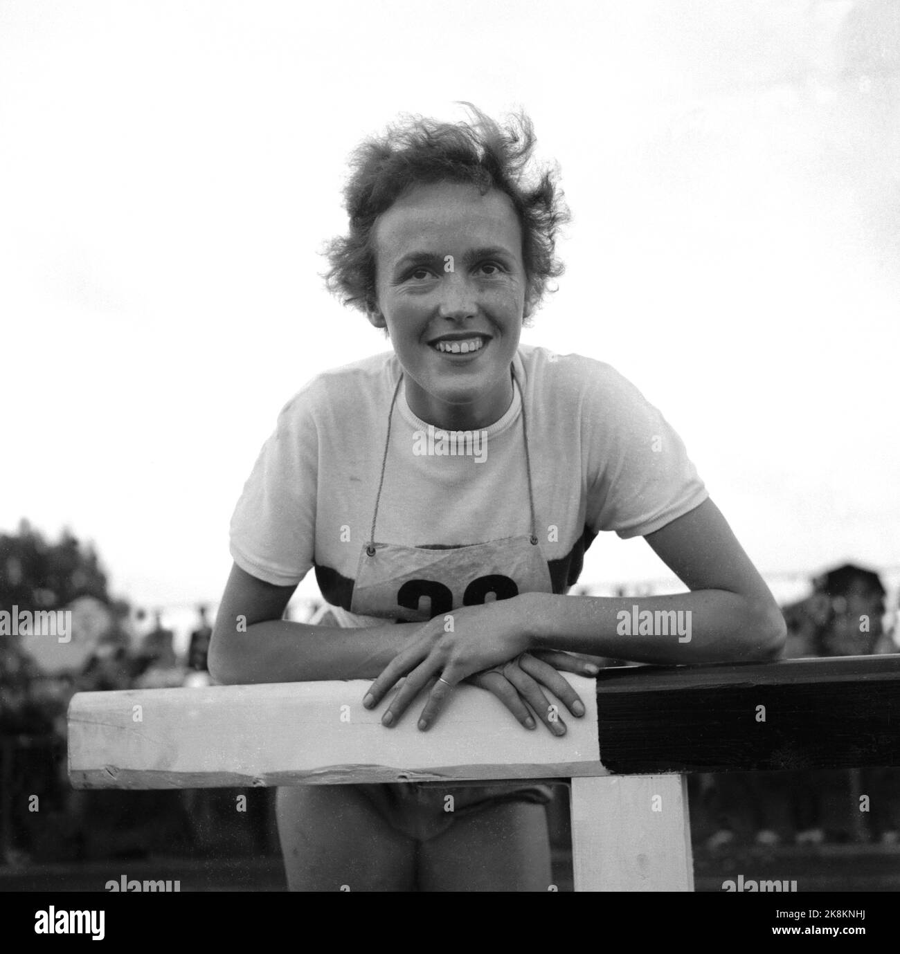 Sarpsborg 19540815 NM in athletics. A happy royal trophy Anne Lise ...